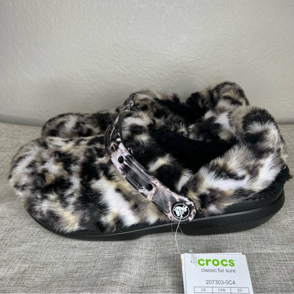 CROCS | Shoes | New Crocs Unisexadult Classic Fur Sure Clog Fuzzy ...